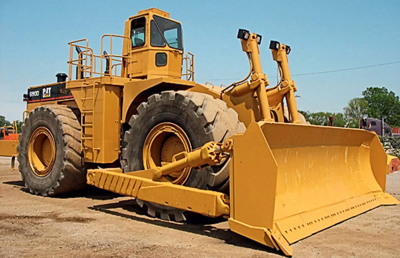 Wheeled bulldozer Caterpillar 854K