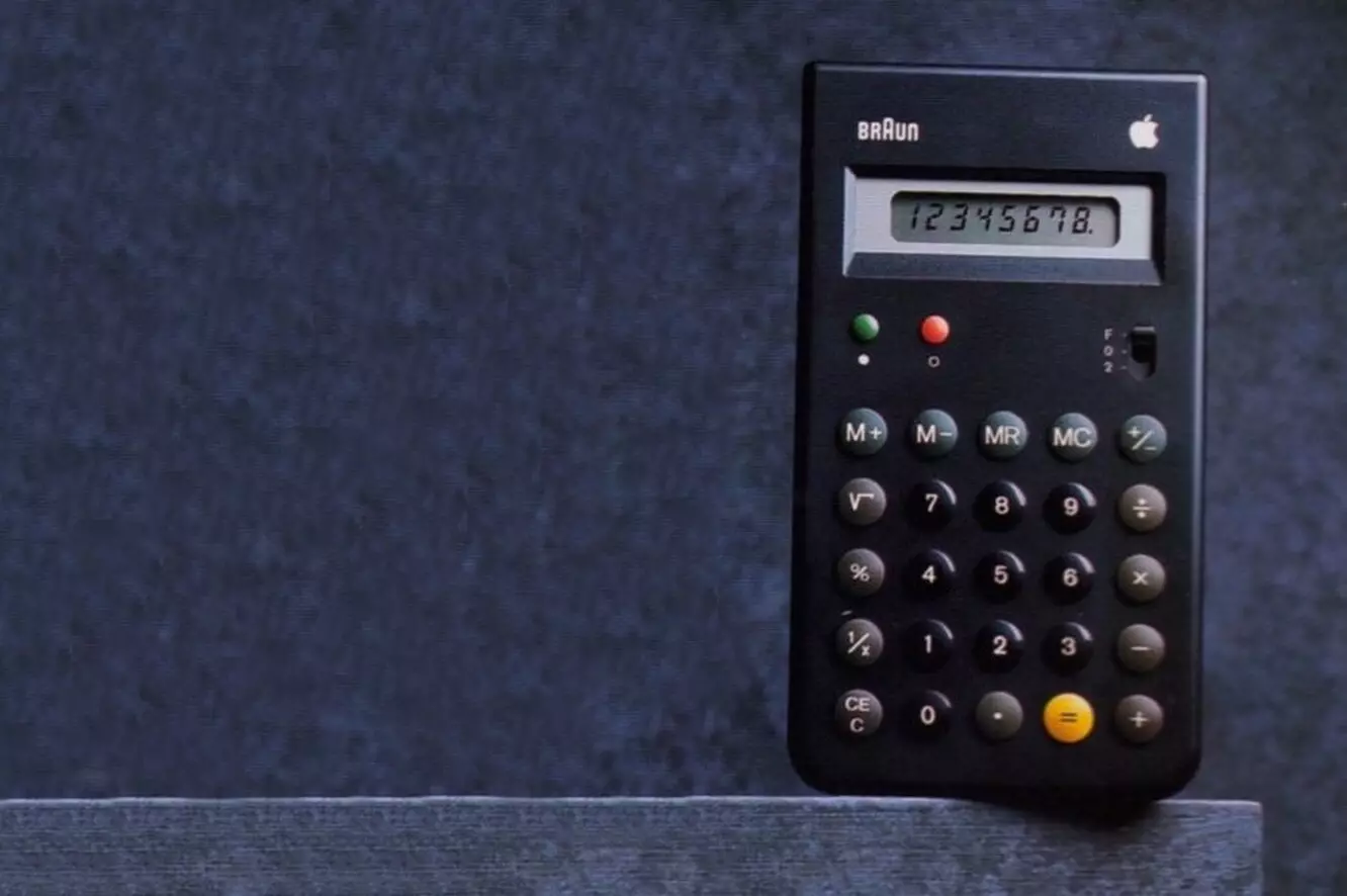Kalkulator Apple Brown