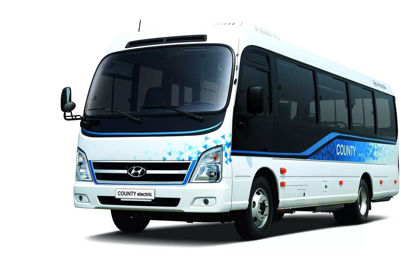 Hyundai අලුත් විදුලි බස් එකක් පෙන්නුවා