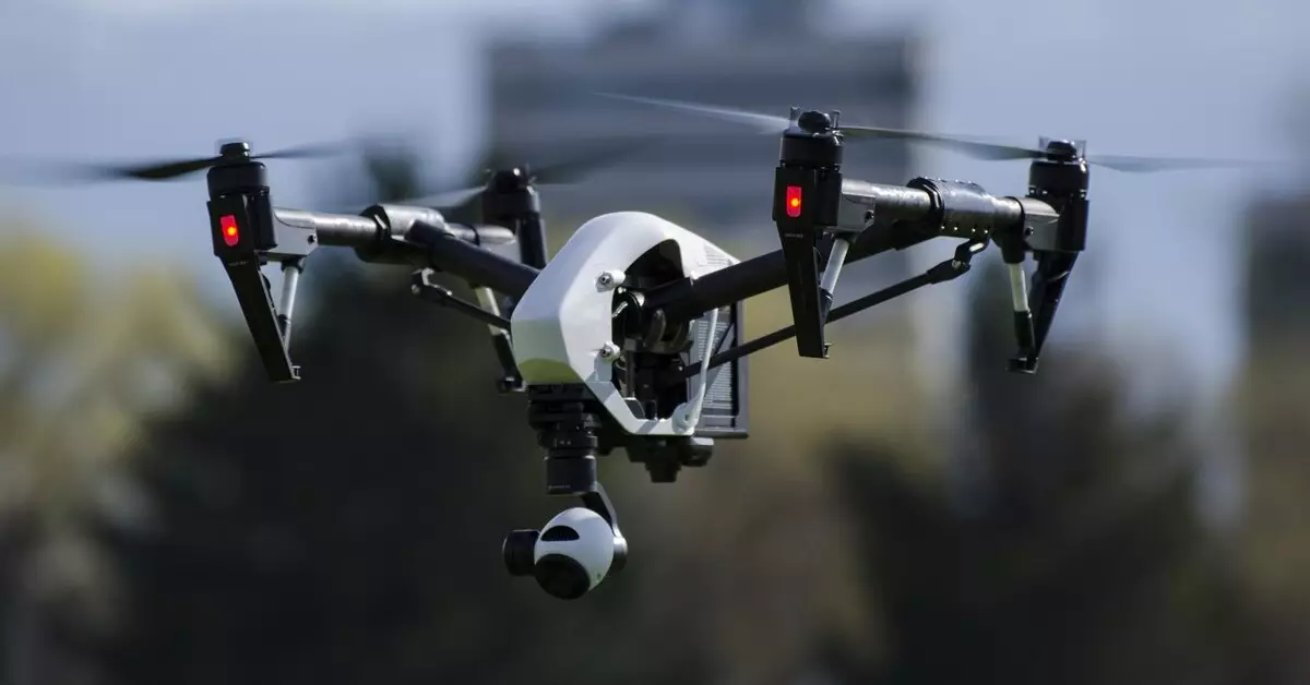 Ilmuwan Skoltech mulang drone carane nggawe lukisan cahya