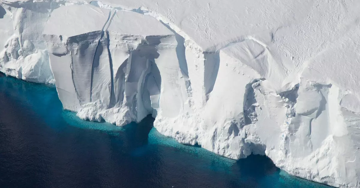 Jökull á stærð við Bretland bráðnar hratt á Suðurskautslandinu