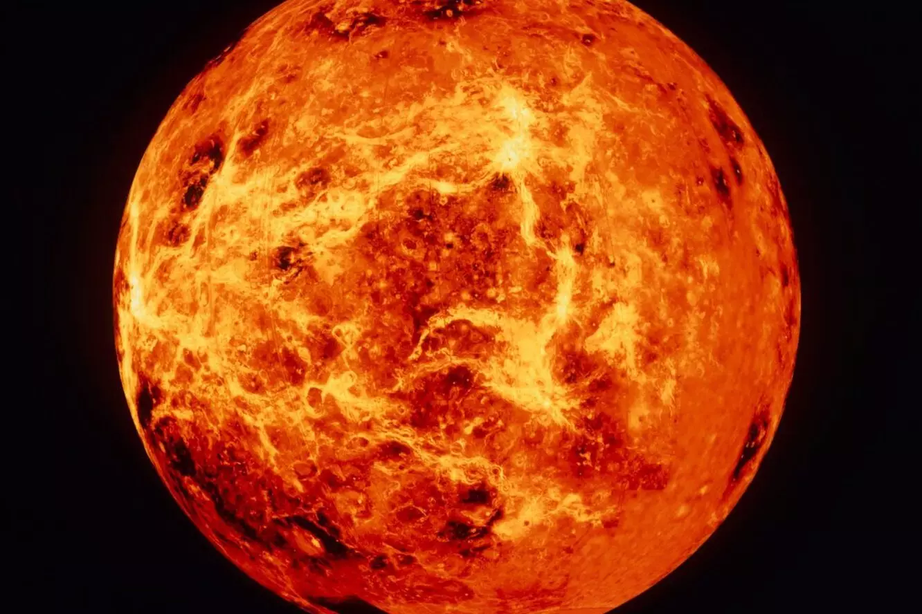 Rusia prepara una misión de emergencia a Venus