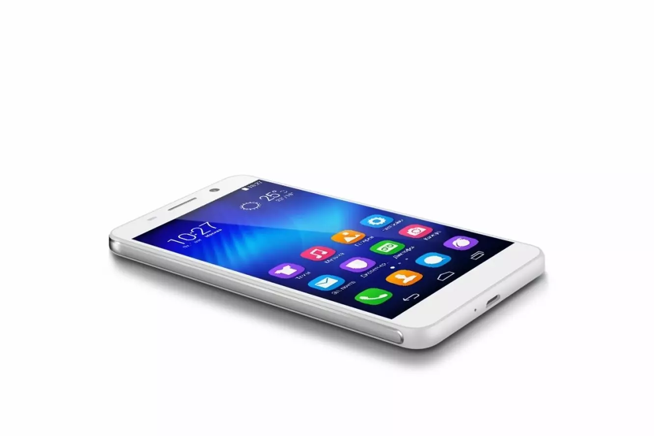 Huawei Honor 6 8-nwayo smartphone te lanse nan Larisi 13340_6