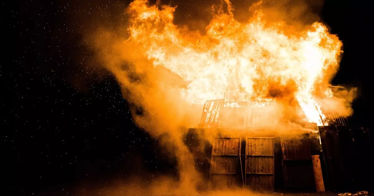 Des explosions ont bloqué l'autoroute et évacué des villages