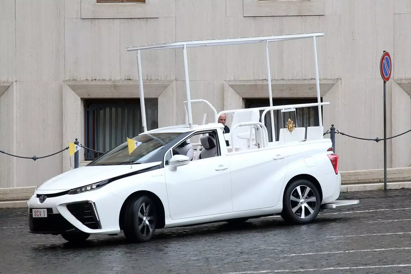 Pope naa yipada si ọkọ ayọkẹlẹ hydrogen kan