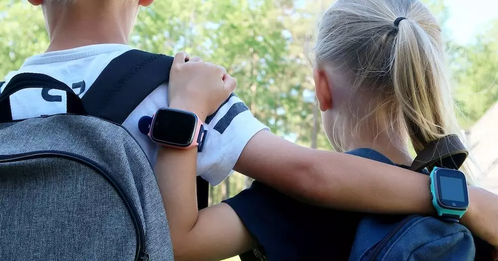 Hackers can break into children's watches