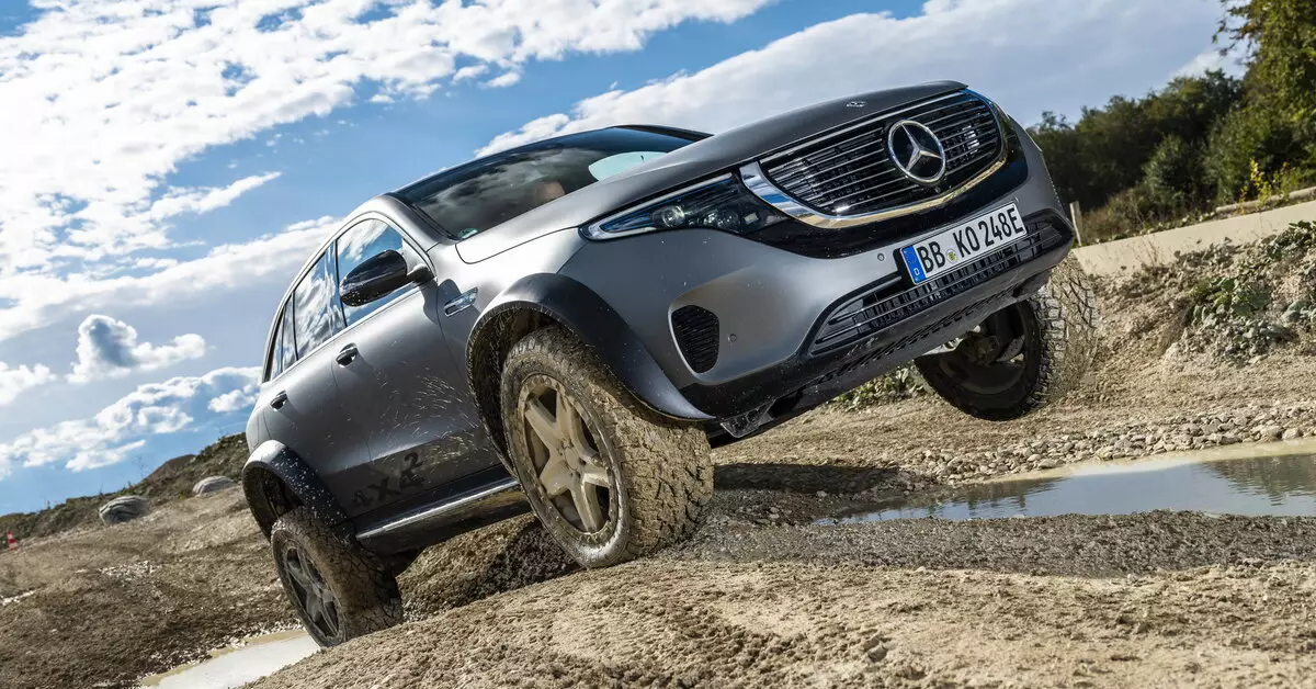 Mercedes-Benz crossover ea motlakase e fetohile SUV