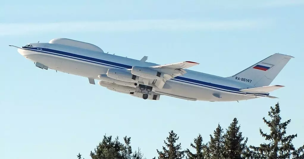 Il-96-400M 将变成新的世界末日飞机