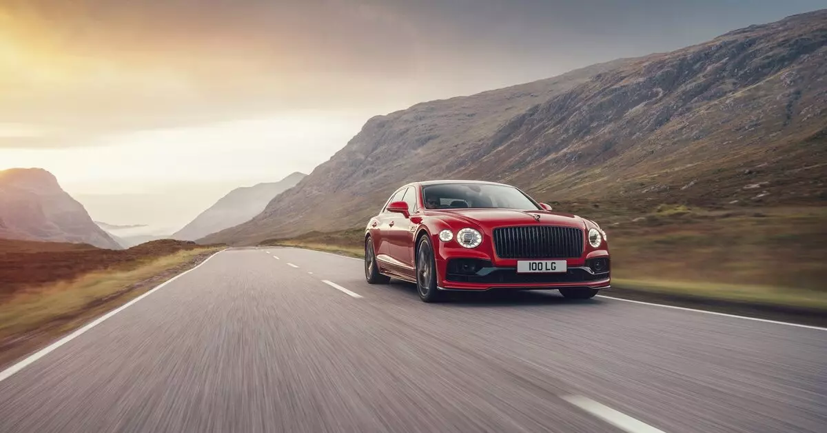 Bentley Flying Spur krut e V8-Motor