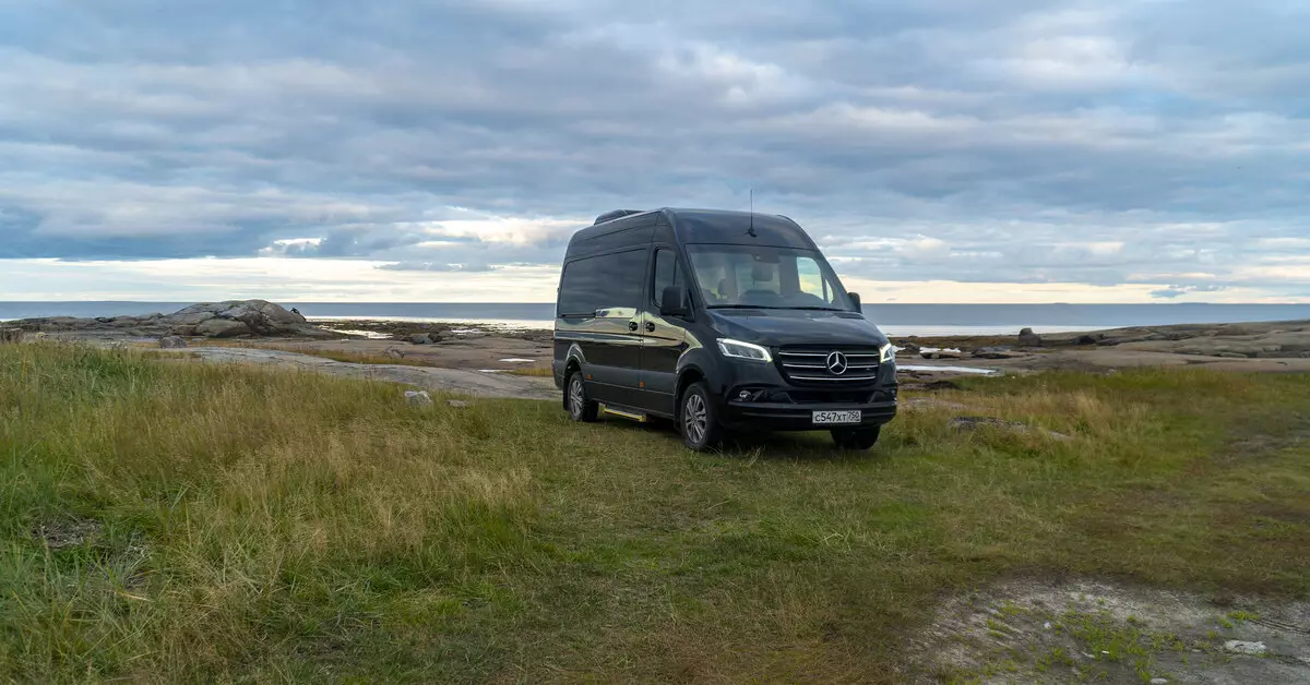 Koloi ea khoebo: Teko ea Mercedes-Benz Sprinter Tourer