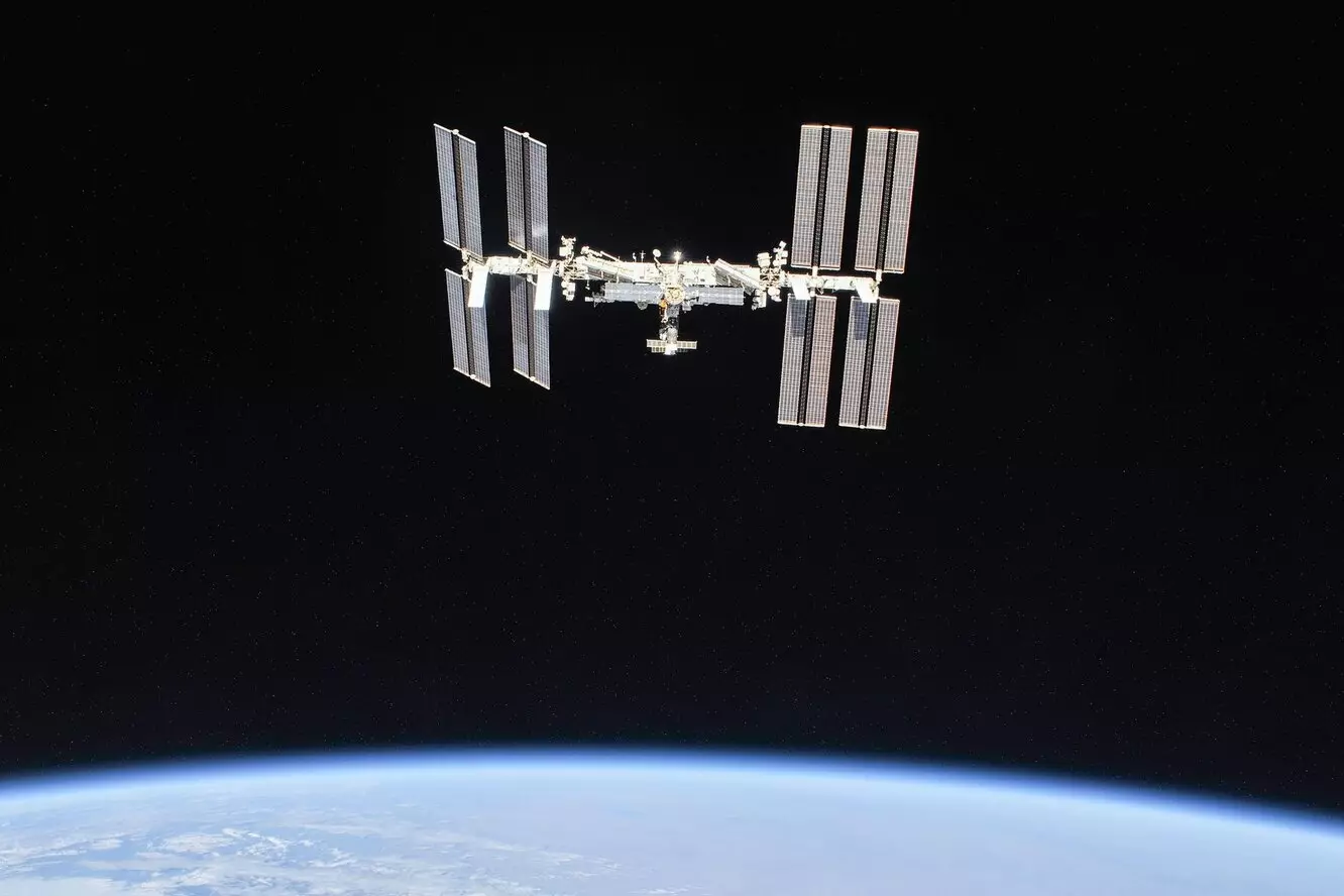 El segmento ruso de la ISS se quedó sin baño y sin oxígeno