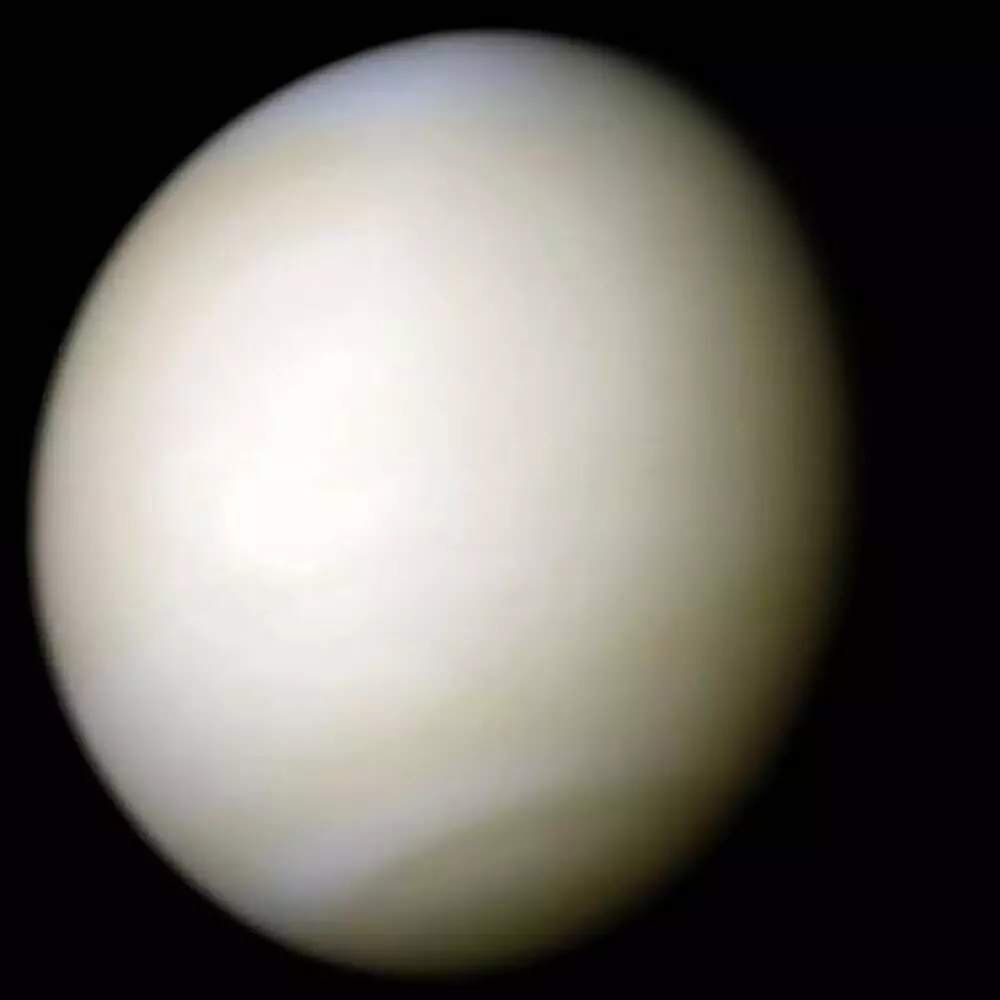 Венера - бениҳоят ноором, аммо ба ҳар ҳол зебо