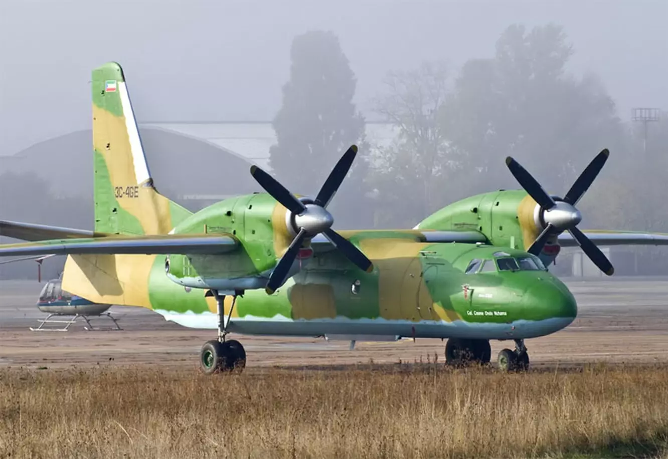 מטוס התובלה הצבאי AN-32, שנוצר על בסיס ה-AN-26, מותאם לתנאים של טמפרטורות גבוהות (עד +50 מעלות) והמראות משדות תעופה בגובה רב (עד 4500 מטר). כעת היא פועלת בהצלחה בחילות האוויר של מדינות חמות - כמו הודו, סרי לנקה, בנגלדש, אפגניסטן, מקסיקו, מדינות אפריקה.