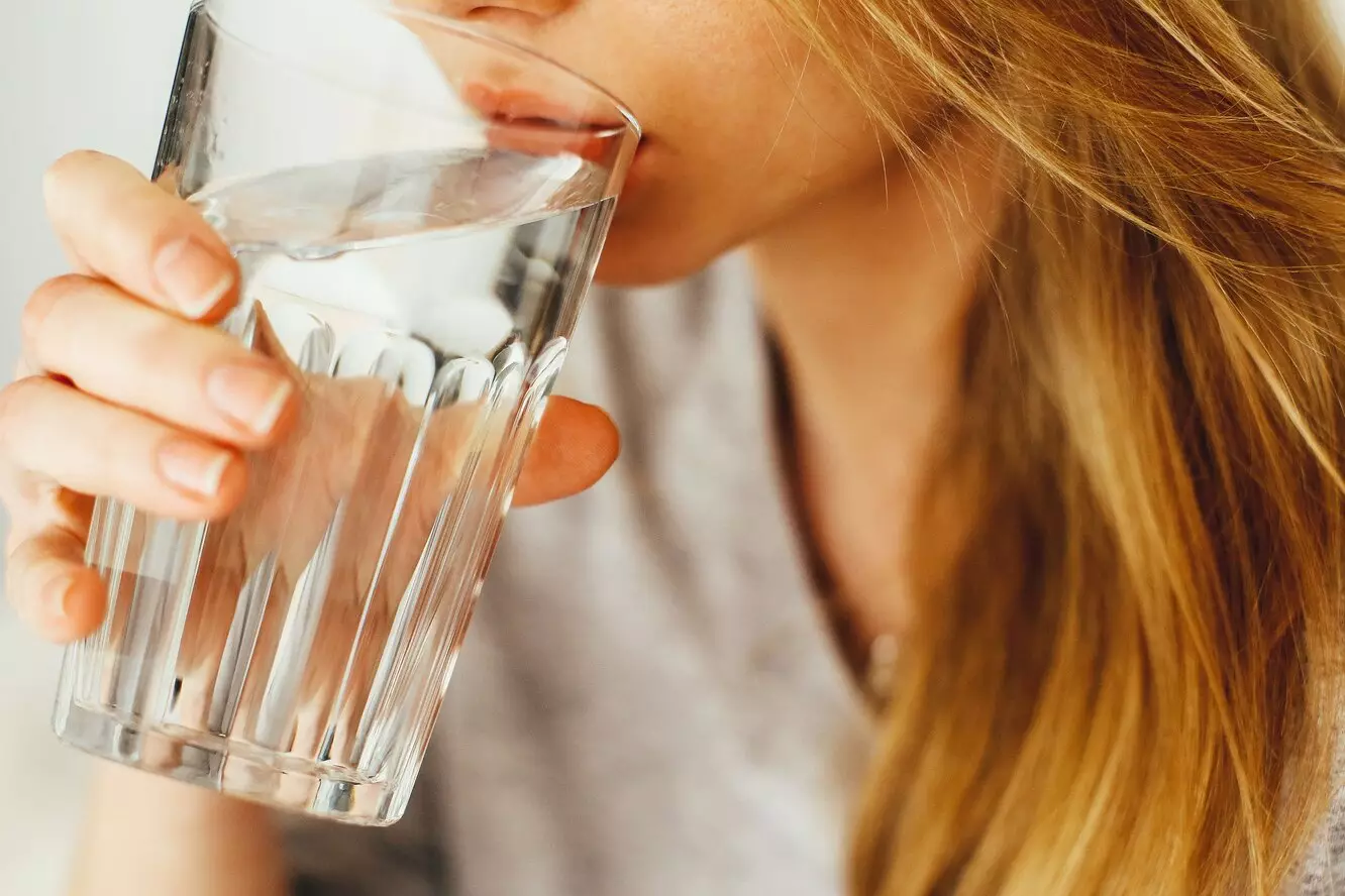 Өдөрт 2 литр ус уух нь зүрхний дутагдлын эрсдлийг бууруулдаг