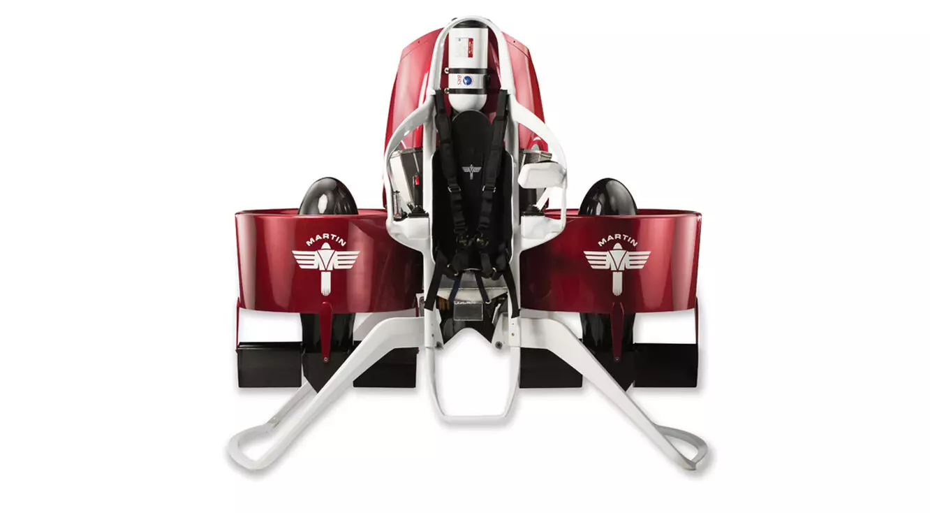 V roku 2010 spoločnosť Martin Aircraft Company odhalila „prvý sériovo vyrábaný jetpack na svete“. Práce na ňom prebiehajú od roku 1981. Prvú verziu batohu vynašiel inžinier Wendel Moore v roku 1958. Vo vzduchu vo výške päť metrov dokázal zostať tri minúty. Výrazné zlepšenie týchto výsledkov nebolo možné dosiahnuť a na projekt bolo prerušené financovanie.