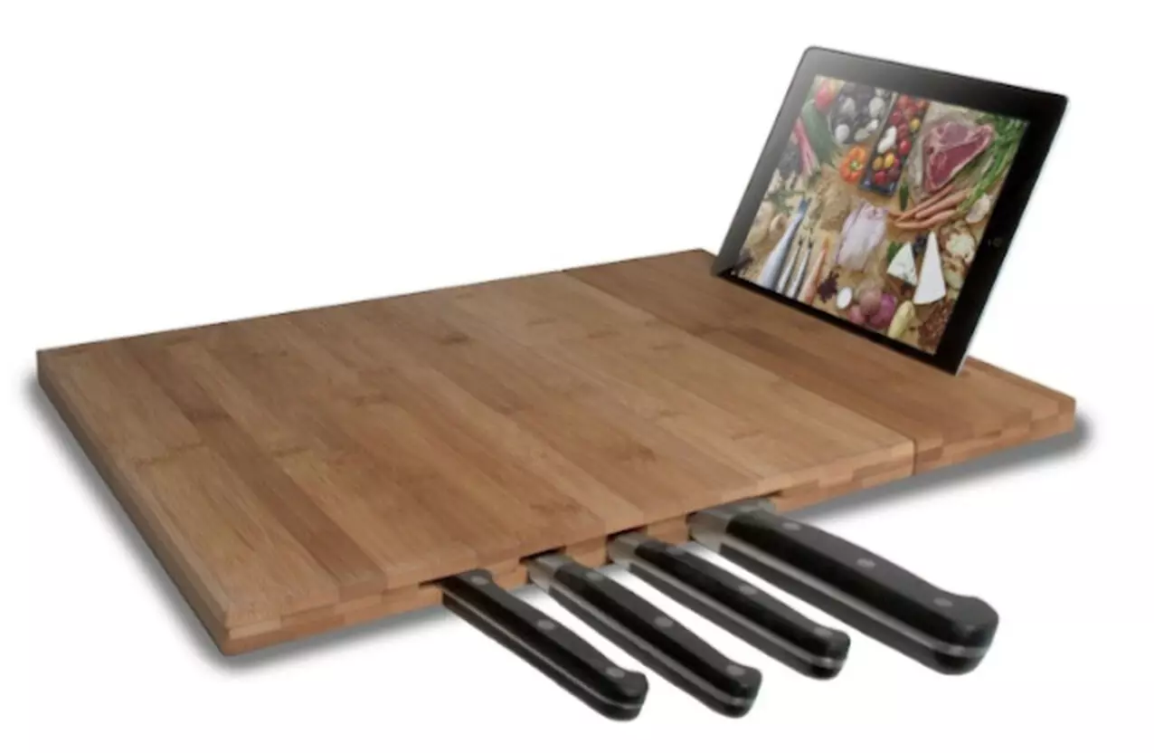 CTA Digital Bamboo Cutting Board ebaketa-taula bat da gailuaren aurreko pertsona mota berekoentzat. Beti amestu baduzu zure tabletan Minecraft jolastea tipula edo haragia mozten duzun bitartean, tramankulu hau zuretzat egina dago!