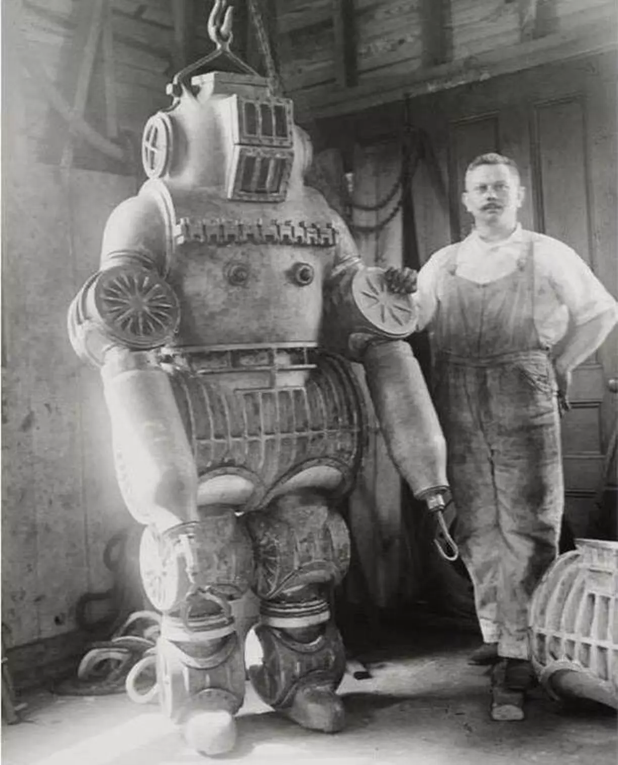 Chester McDuffie diving suit