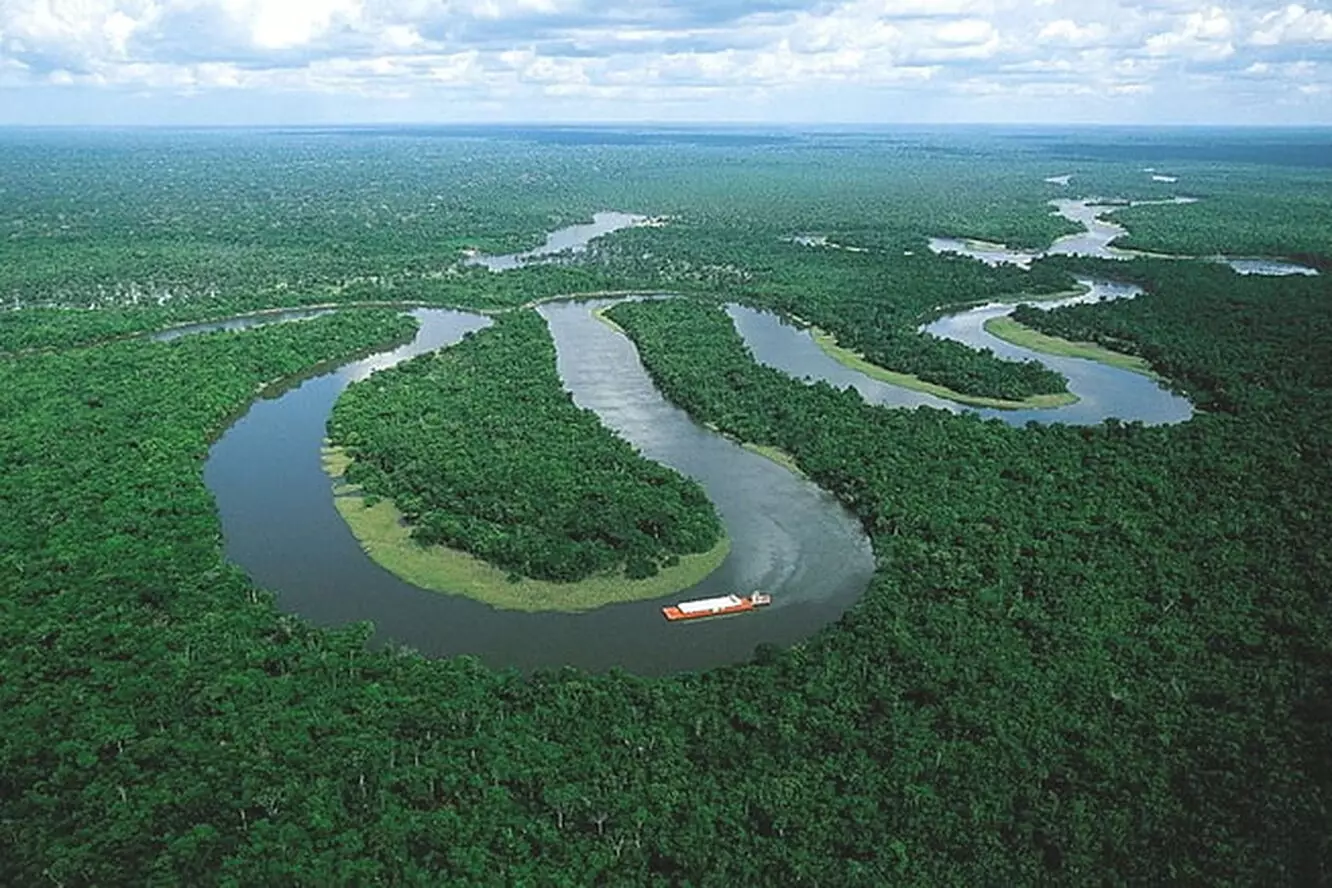 Por que non hai ponte sobre o Amazonas?