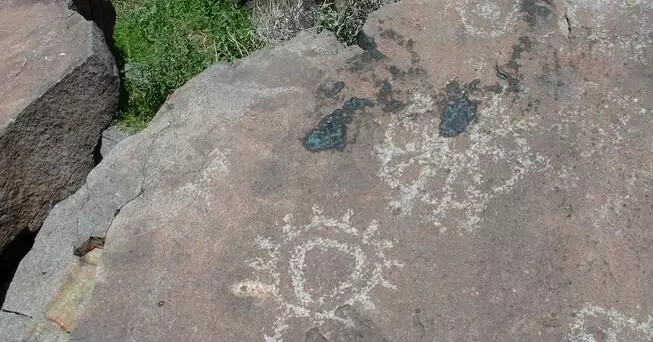 愚かさによって破壊された歴史的遺物