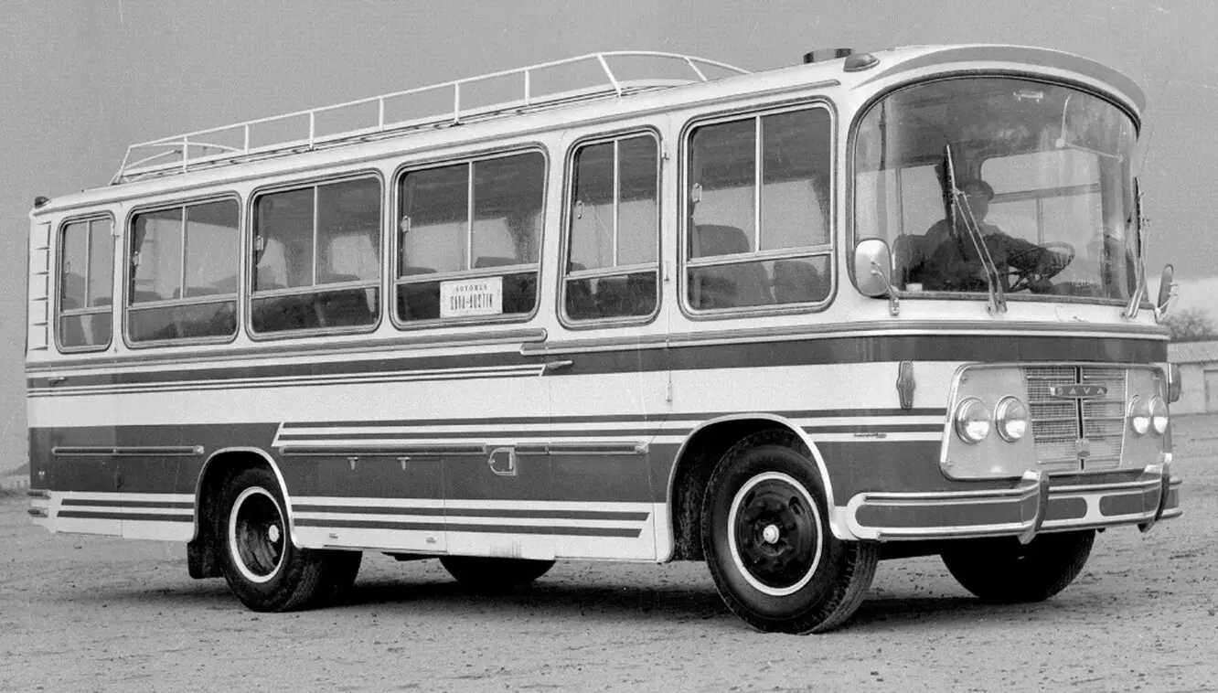 Sava. The firm produced commercial vans and buses from 1957 to 1969. The brand was bought and subsequently liquidated by Pegaso.