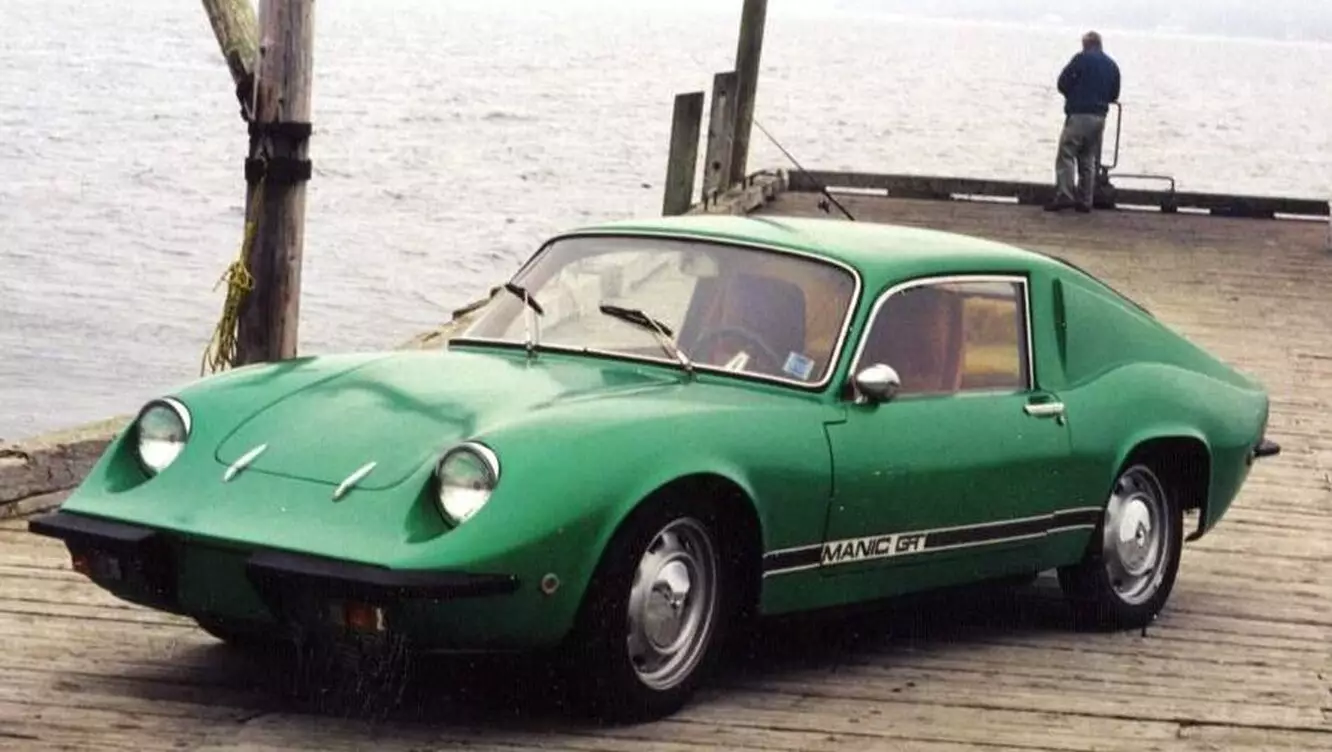 Maniaco. L'azienda esisteva nel 1969-1971 a Terrebonne (Quebec) e produceva l'unico modello Manic GT. Insieme a Bricklin, Russell, HTT e Knight è considerata una rara auto tutta canadese (tutta canadese).