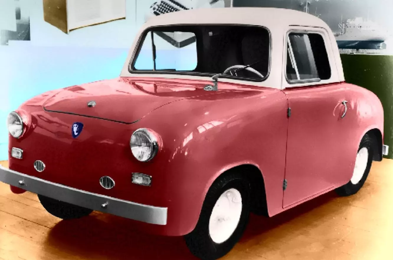 Toto je mikroauto Wiima s objemom 296 cm3 vyrobené v roku 1956. Helsinská spoločnosť Uusi Autokoriteollisuus A.B. naozaj sa ho chystal vyrobiť a dokonca predstavil prototyp, ale potom od tejto myšlienky upustil.