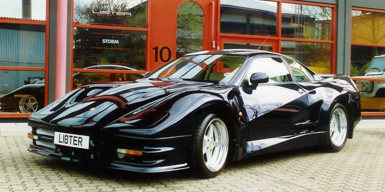 Lister Storm (1993). Eng aner ongewéinlech Entrée aus der GT Ära, bäigefüügt Lister op d'Lëscht vun de Rennautofirmen. Bis 2006 war de Storm dee schnellsten Véiersëtzer op der Welt.