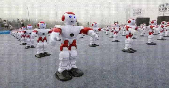 1007 robot menari nyetél rekor dunya anyar!