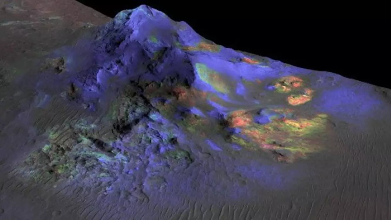 Er is een impactiet op Mars die leven zou kunnen hebben voortgebracht. Impactiet is een gesteente dat is ontstaan als gevolg van een krachtige inslag van een meteoriet. Op aarde bevinden de grootste afzettingen zich in Nevada en Tasmanië. NASA ontdekte vorig jaar nieuwe afzettingen op Mars. Gezien het feit dat organisch materiaal bewaard is gebleven in de impactiet uit Argentinië, kunnen we iets soortgelijks vinden in de Martiaanse rotsen.