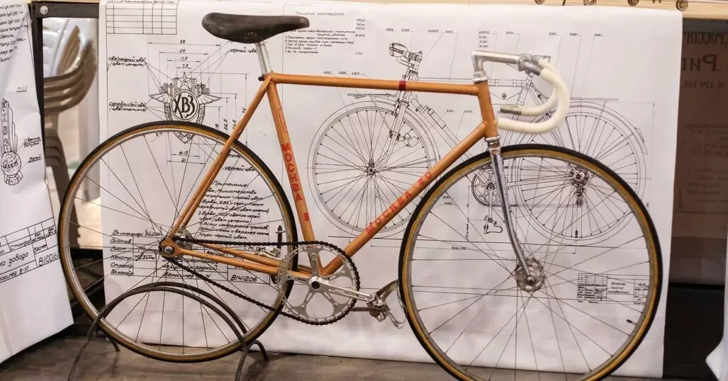 10 bicicletas de la URSS: fotos, descripciones de modelos.