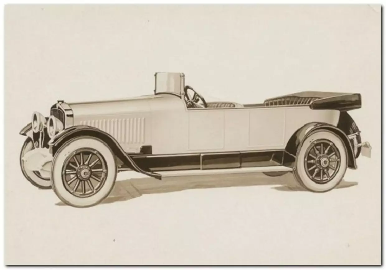 Bratia Dobleovci ako prví vybavili parné autá elegantnou karosériou, ktorá spájala štýl a praktickosť. Ich model Doble Detroit mal kľúčik zapaľovania a nový, oveľa výkonnejší motor. Pre porovnanie: auto sa „zahrialo“ za minútu a pol, kým jeho predchodcom trvalo naštartovanie asi pol hodiny. Napriek nadšeniu, ktoré auto vyvolalo na premiére v roku 1917, sa však z tisícky objednaných áut podľa rôznych zdrojov vyrobilo 80 až 11 (!) kópií.