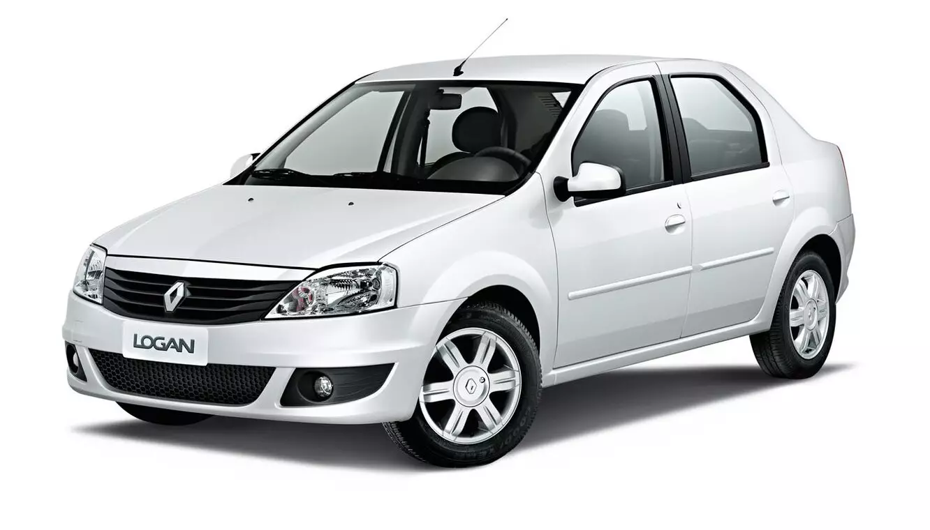 Renault Logan (2004). Хэд хэдэн оронд ижил машиныг Renault брэндийн дор үйлдвэрлэсэн. Хачирхалтай нь, эхэндээ бүх зүйлийг өөрөөр төлөвлөж байсан ч үндсэн брэндээр илүү олон машин зарагдсан - 1,400,000 гаруй.