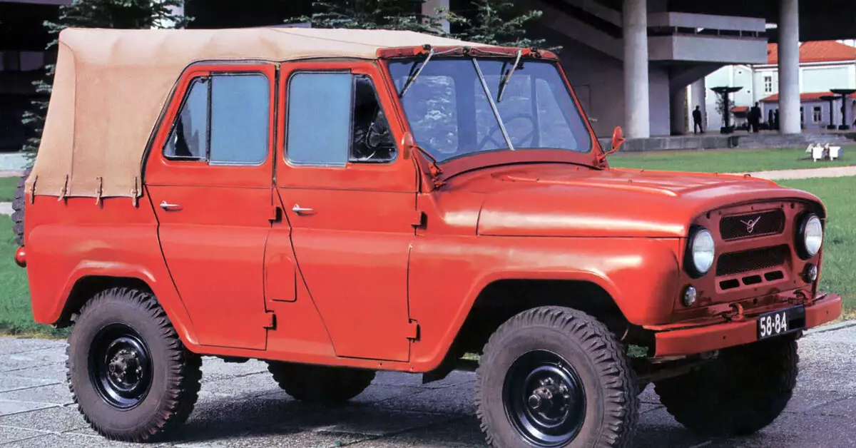 UAZ-469 uye shanduro dzayo dzose