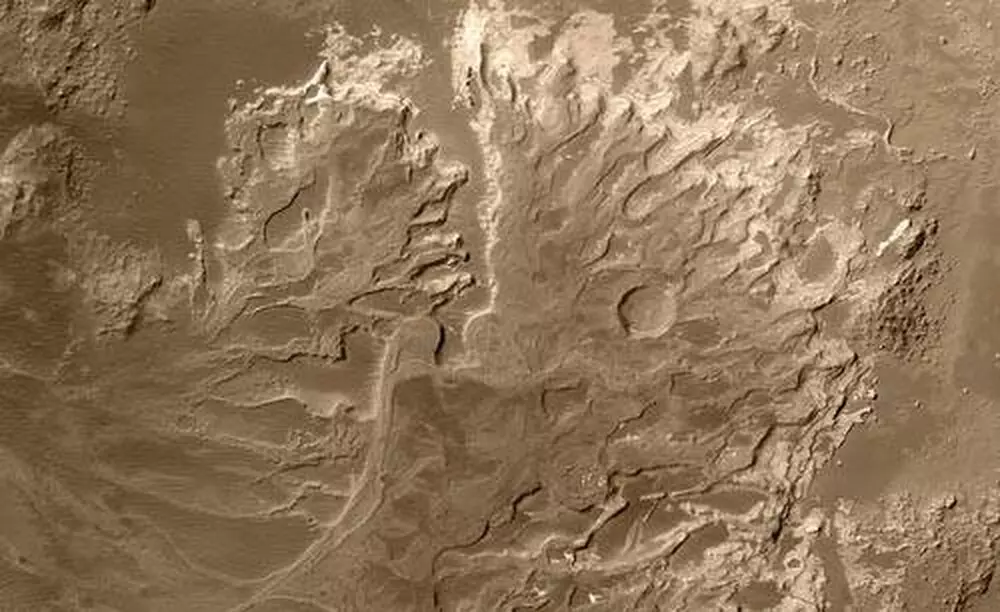 Paisaje marciano tomado por la misión Mars Global Surveyor: es comprensible por qué continúa el debate sobre si hubo ríos de larga duración en el planeta, o de vez en cuando surgieron corrientes turbulentas rápidas que desaparecían igual de rápido