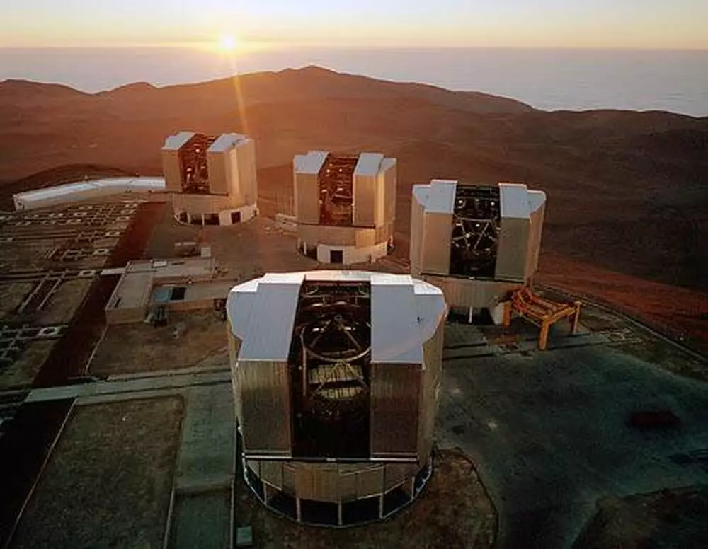 Telescopes ee Kormeerayaasha VLT Yurub ee Chile