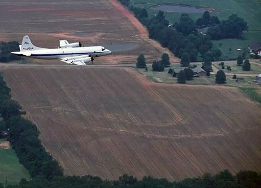Αισθητήρας μικροκυμάτων MAPIR για την πρώτη πτήση με ερευνητικό αεροσκάφος P-3