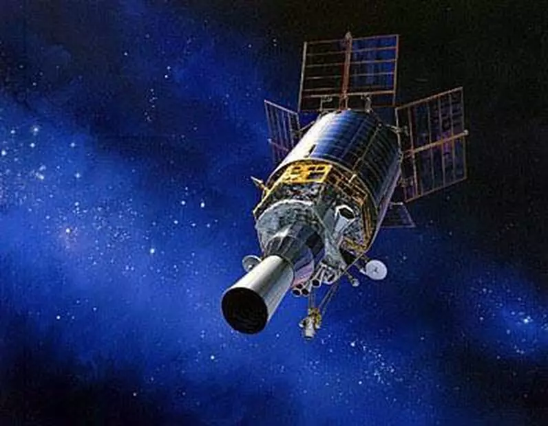 DSP palydovas orbitoje: menininko vaizdas