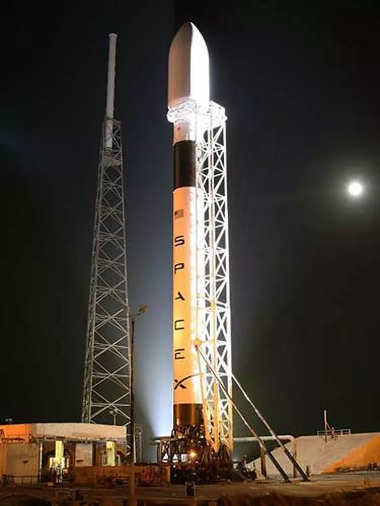 Falcon 9 (SpaceX)