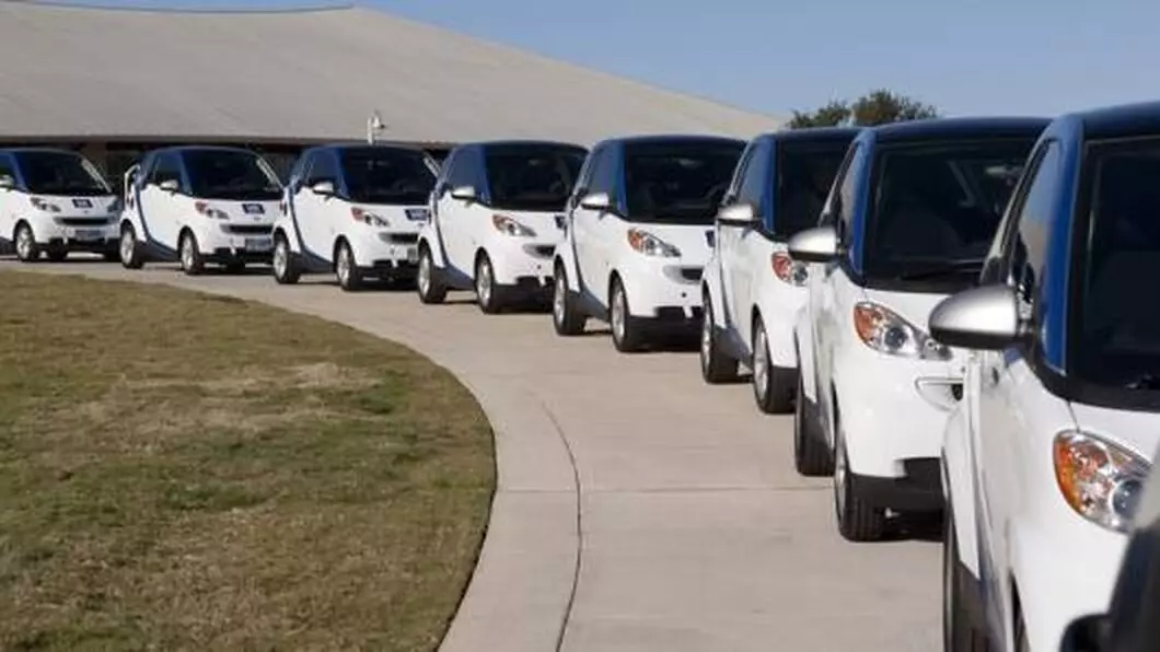 200 dieser Autos fahren bereits auf den Straßen von Austin. Bald werden sie in anderen Städten erscheinen