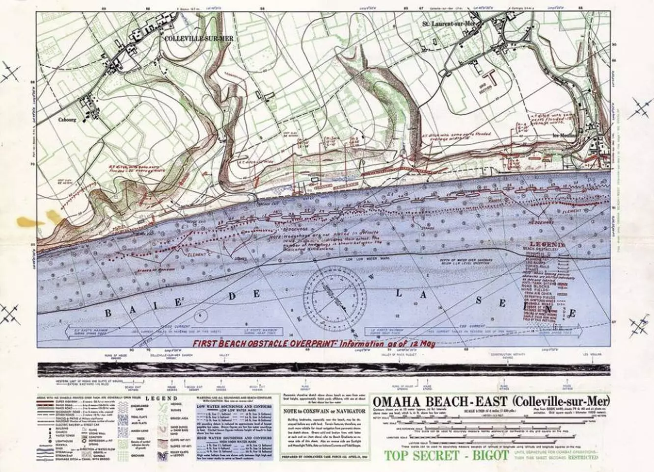 Um fragmento de um mapa topográfico do setor de Omaha. A cor vermelha mostra as linhas de obstáculos que a força de desembarque aliada teve que superar