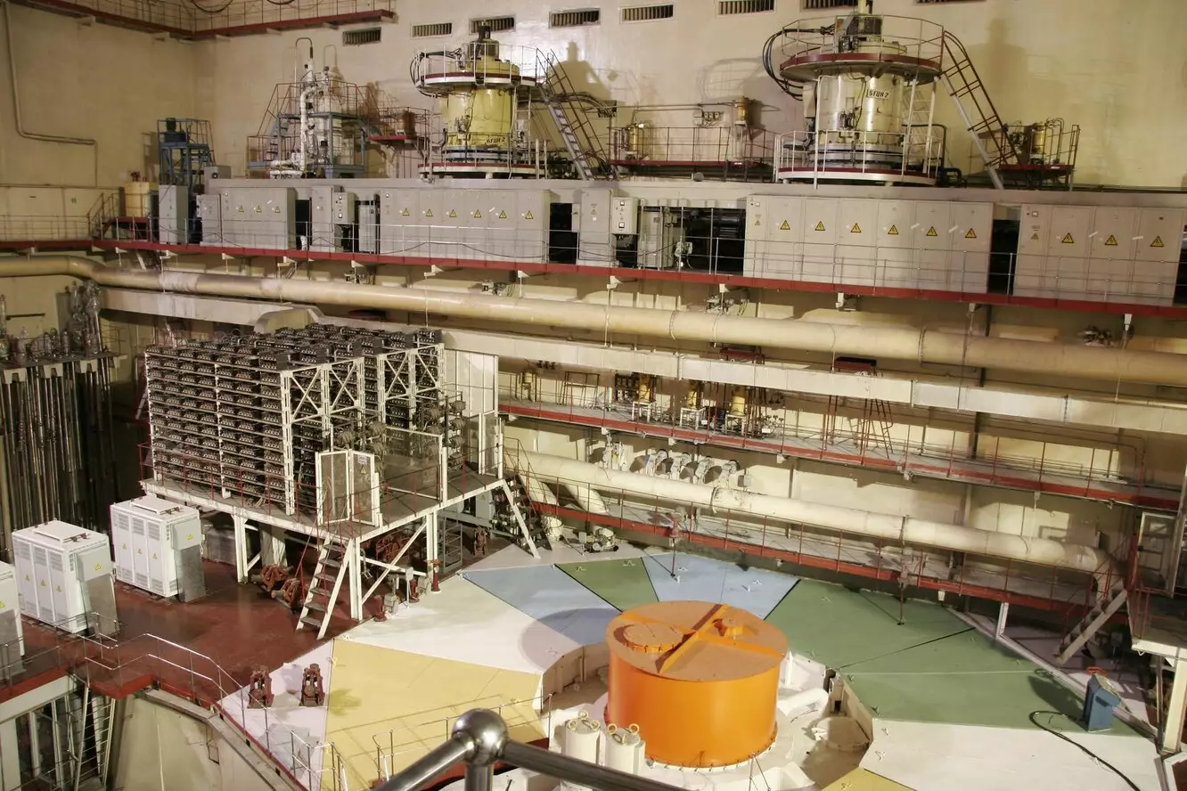 Μπαλάντα για τα γρήγορα νετρόνια: ο μοναδικός αντιδραστήρας του πυρηνικού σταθμού Beloyarsk 329081_2