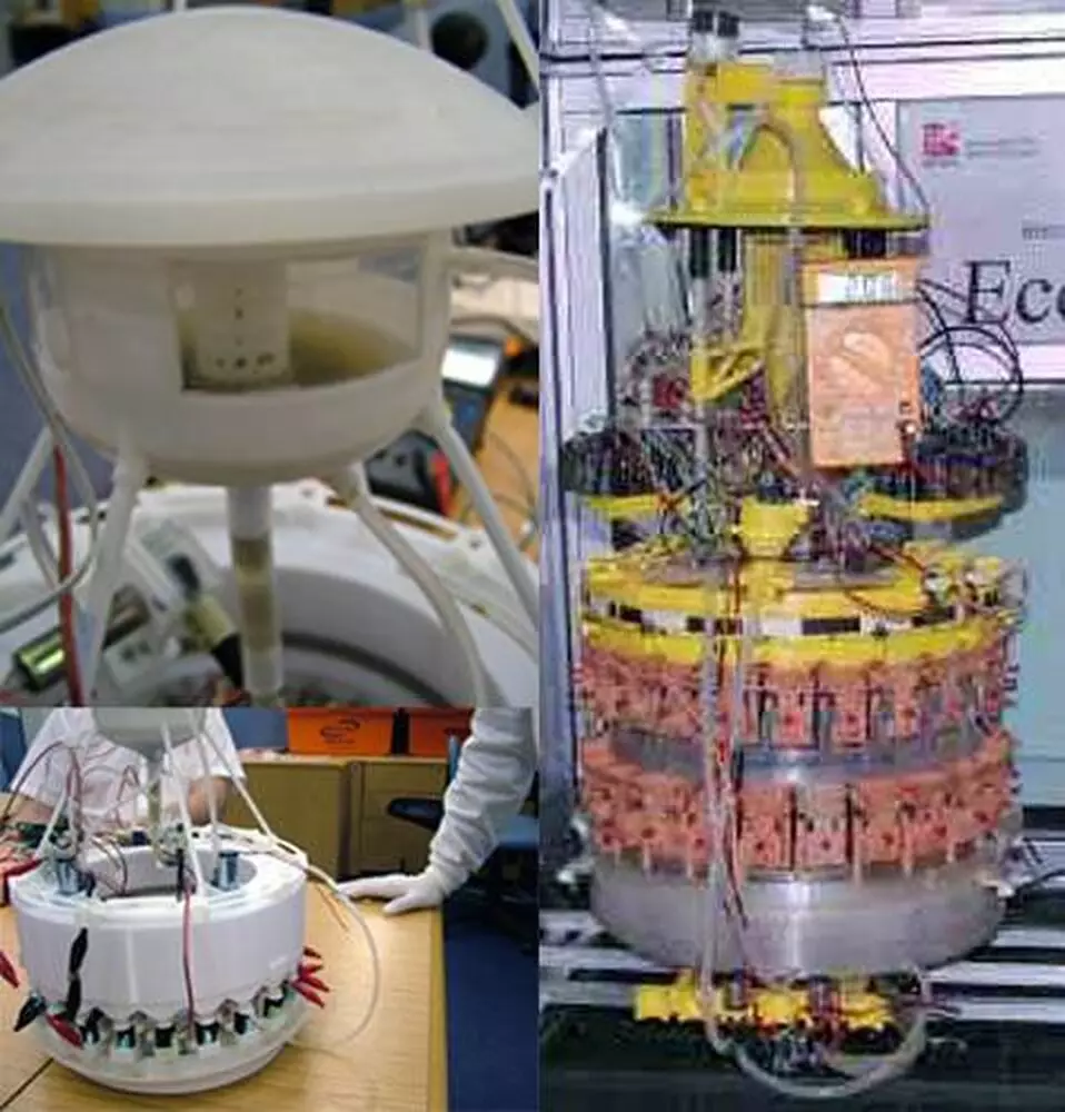 Ne yazık ki, şu ana kadar Ecobot III'ün sadece çok başarılı olmayan çekimleri var. Sol alt - içine yerleştirilmiş 24 mikrobiyal yakıt hücreli robotun orta kısmı