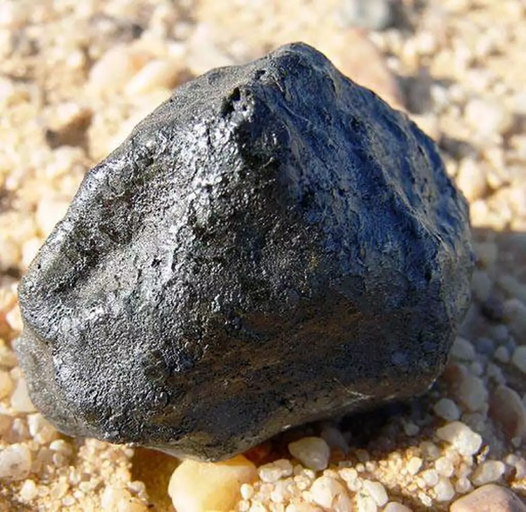 Pierwszy ze znalezionych fragmentów asteroidy
