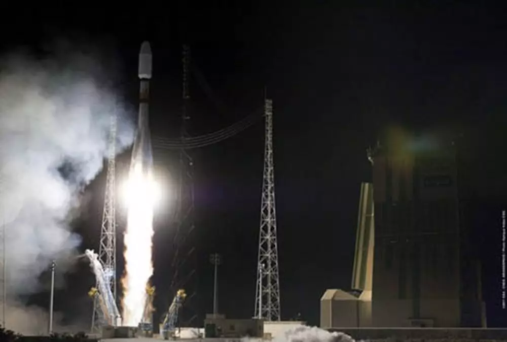 Starting from the Kourou cosmodrome, the Soyuz-ST-B launch vehicle with the Fregat-MT launch vehicle successfully launched a cluster of six European satellites into orbit