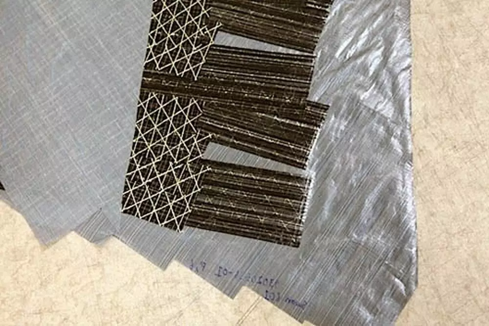 Iingqimba ezininzi ze-adhesive-backed carbon fiber