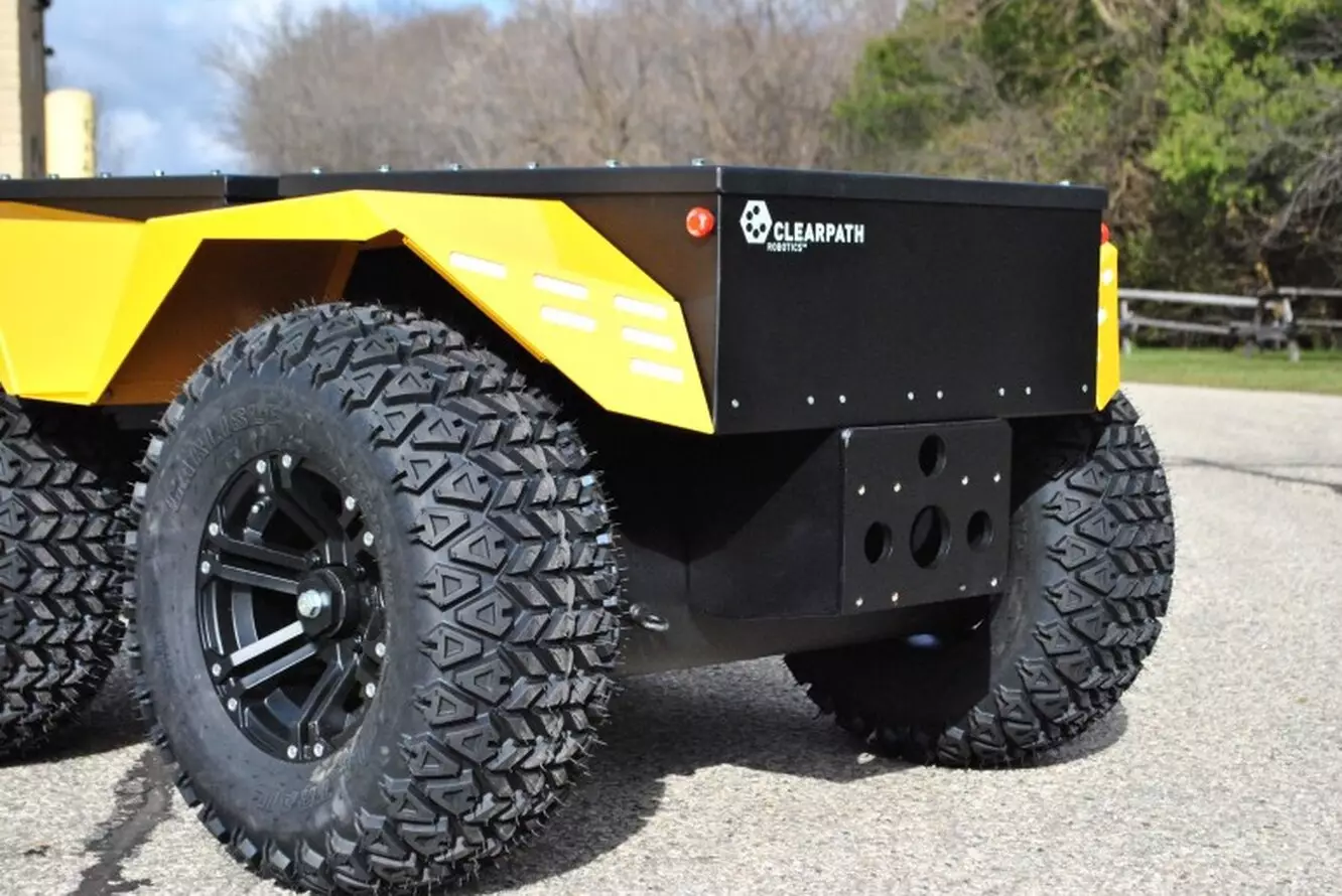 රියදුරු රහිත ATV: Grizzly Robotic Utility Vehicle 334012_9