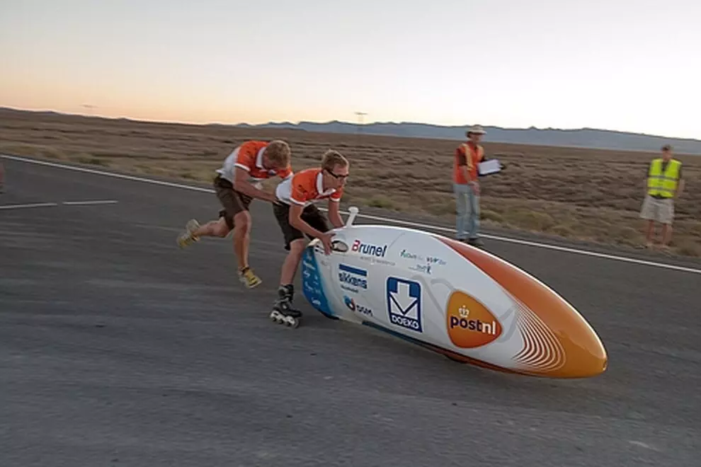 High-tech bike VeloX3 sets a world record 334796_1