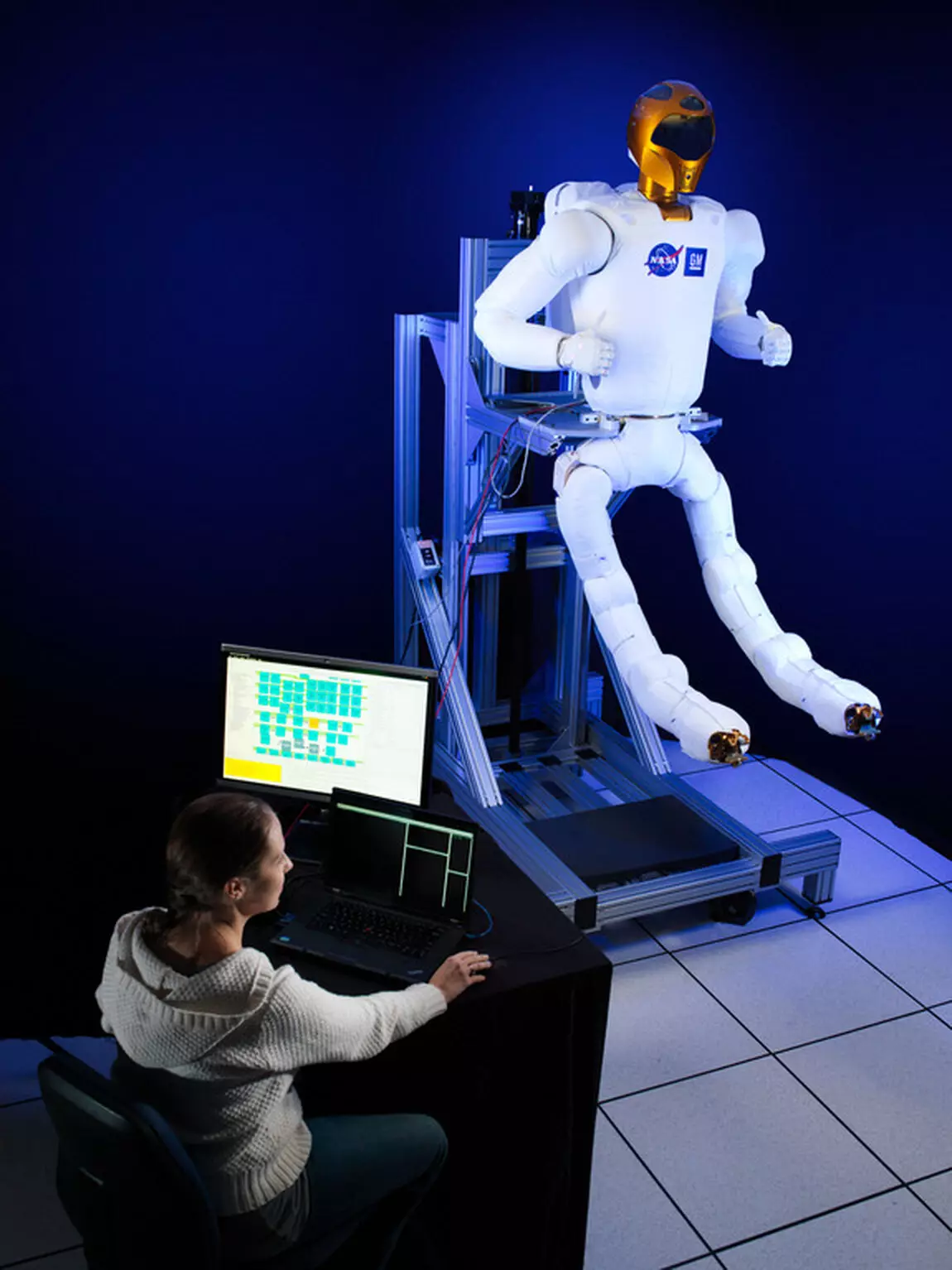 NASA menambahkan kaki ke robotnya 337363_6