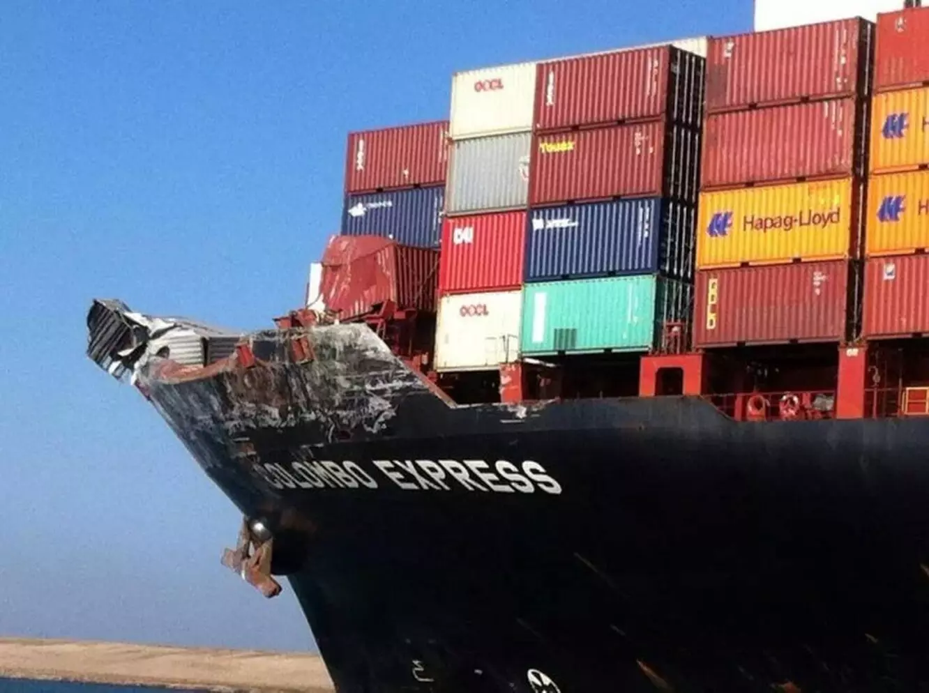 Due navi si sono scontrate a Port Said: video 337516_4