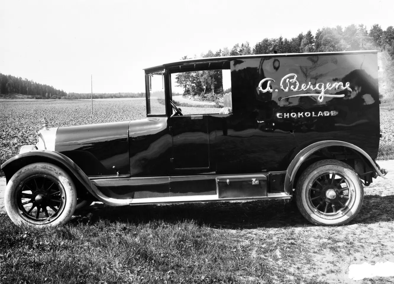 1920 Scania-Vabis Typ IIIS пайдалуу микроавтобус.